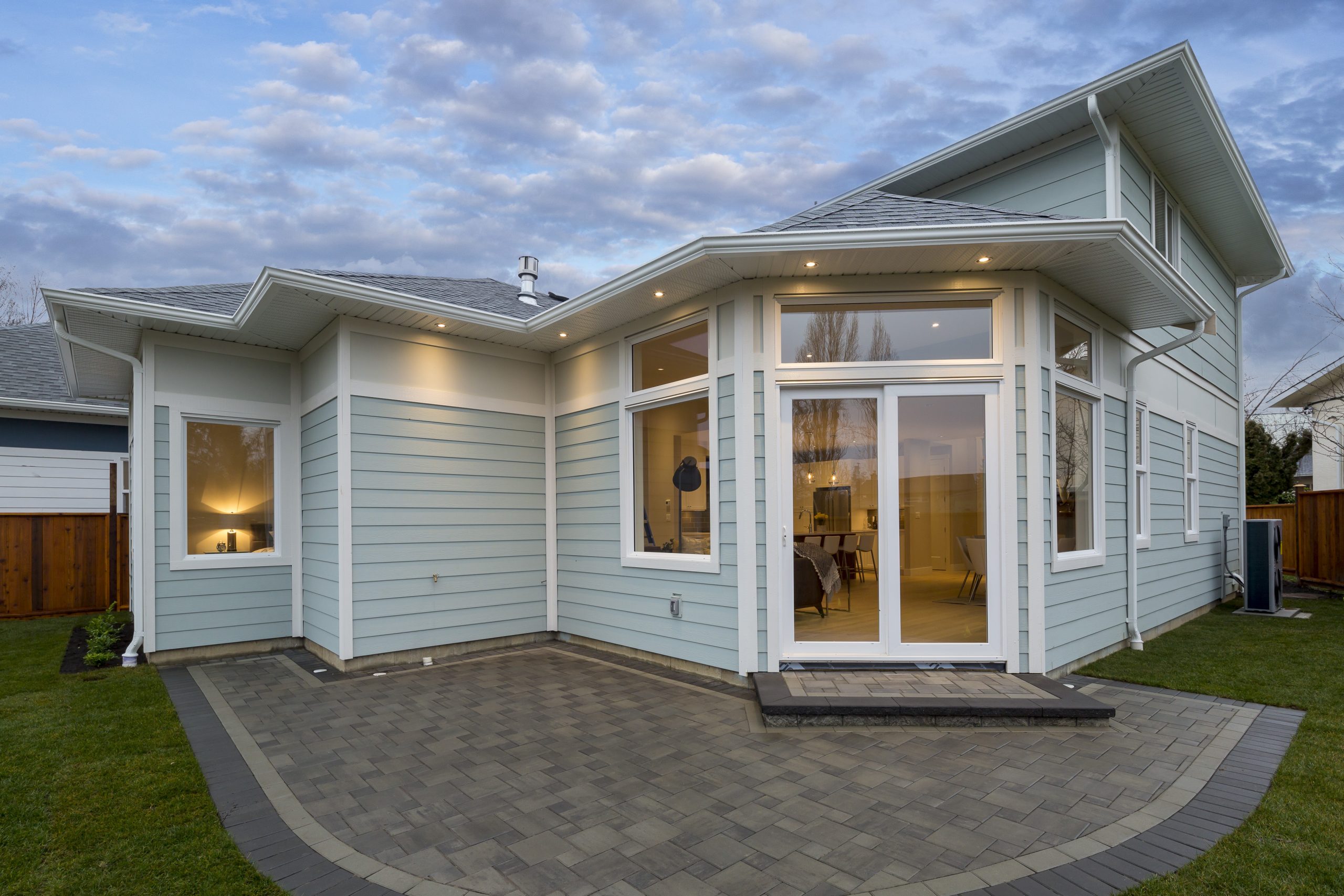 Sparling Custom House - Thistle Construction